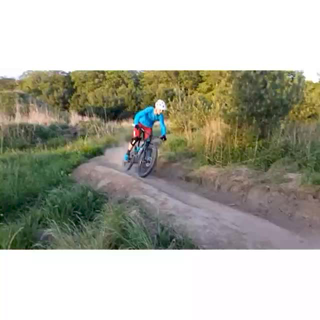 Adam Robbins rippin' it at Boler Mountain Video - Pinkbike