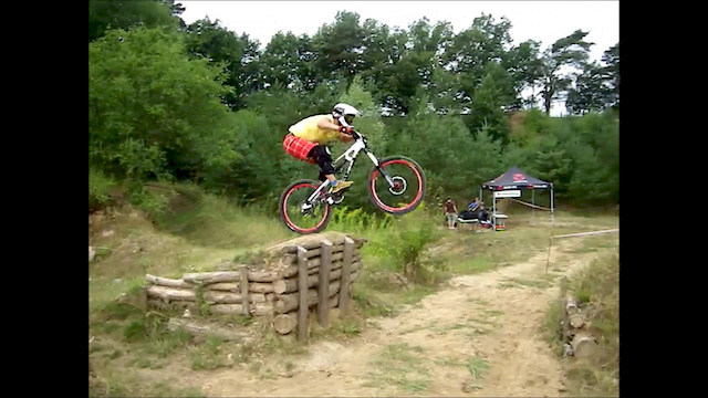 Theo Burkhardt (DH-Race, Treuenbrietzen) Video - Pinkbike